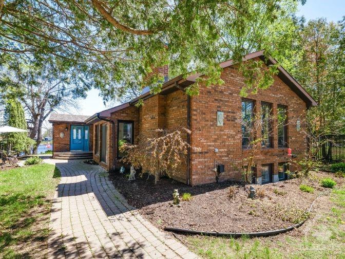 6079 James Bell Dr, Inactive in Manotick - Zoocasa