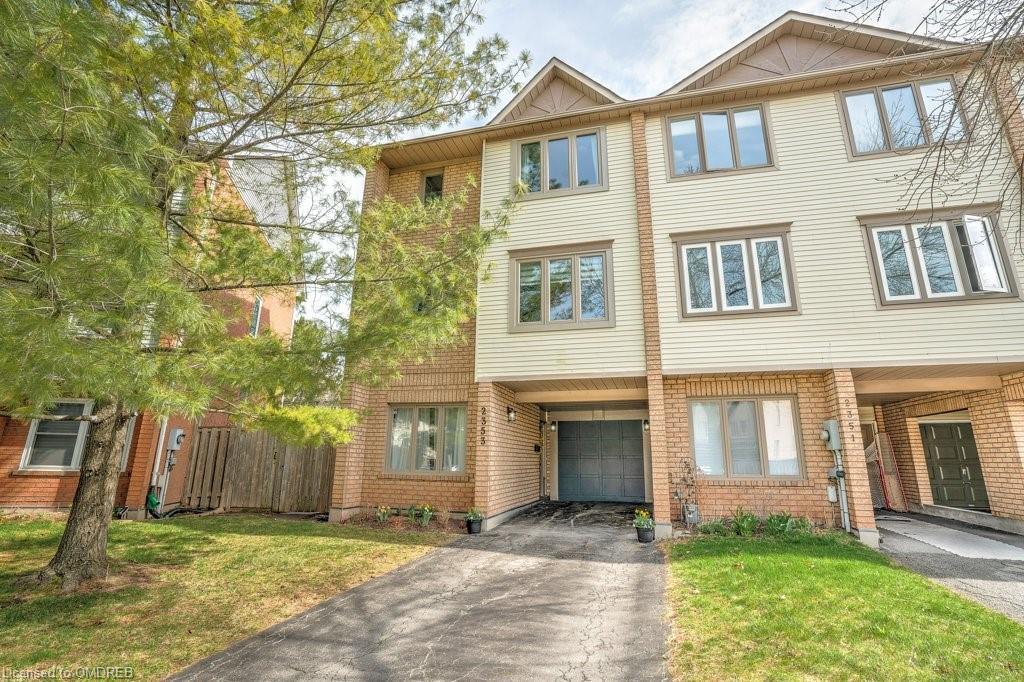2353 Strawfield Court, Inactive in Oakville - Zoocasa