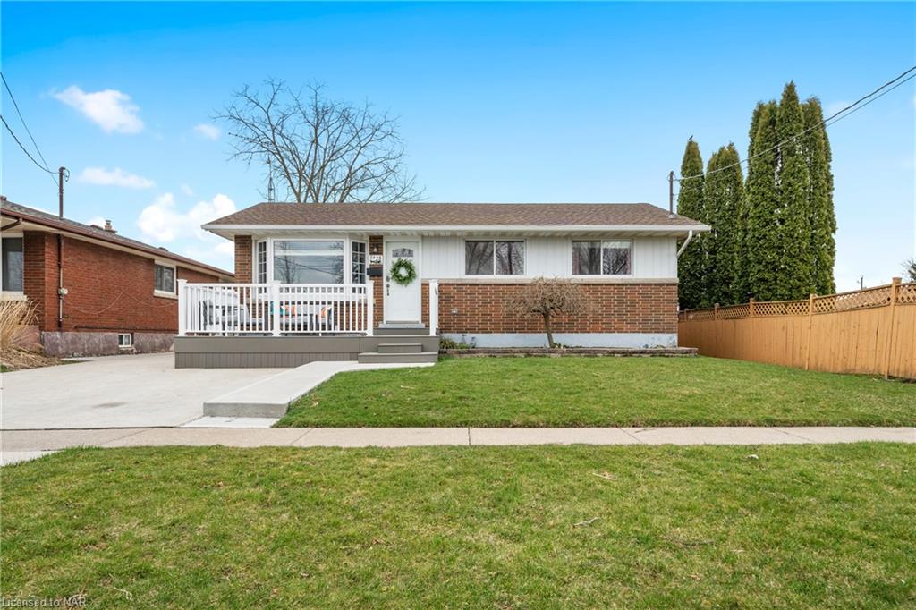 7446 Heximer Avenue, For Sale in Niagara Falls - Zoocasa