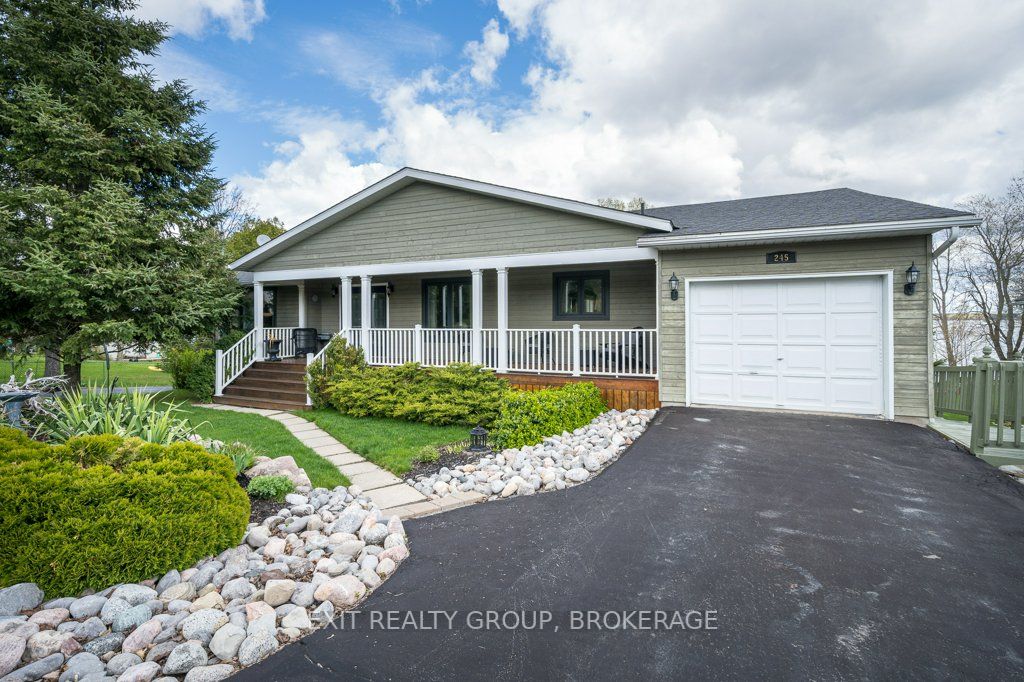245 Victoria St S, For Sale in Tweed - Zoocasa
